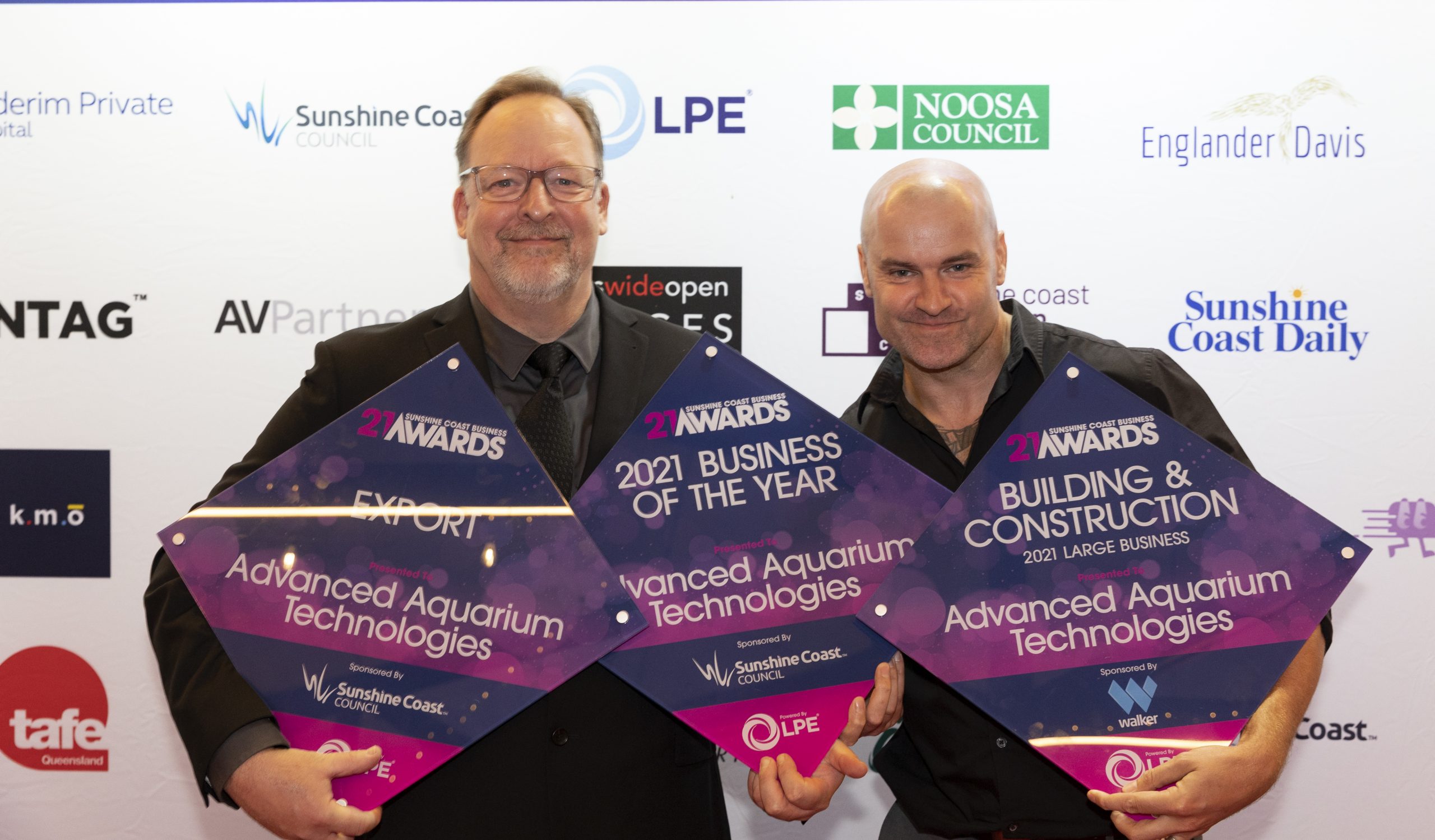 Copyright 2021 Eyes Wide Open Images – Sunshine Coast Business Awards